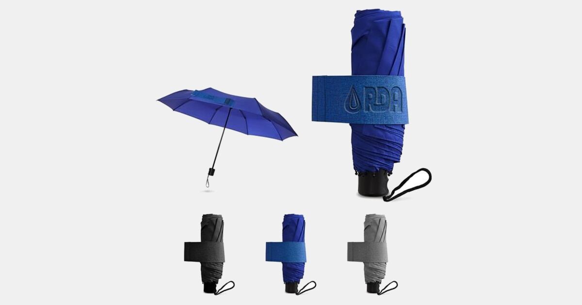 42" PU Strap Manual Open Umbrella with your logo | MiniThrowBalls.com