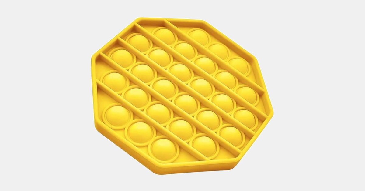 Fidget Popper Octagon Shaped Board with your logo | MiniThrowBalls.com