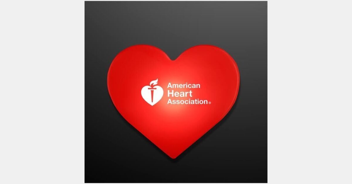 LED Blinking Red Heart Clip with your logo | MiniThrowBalls.com