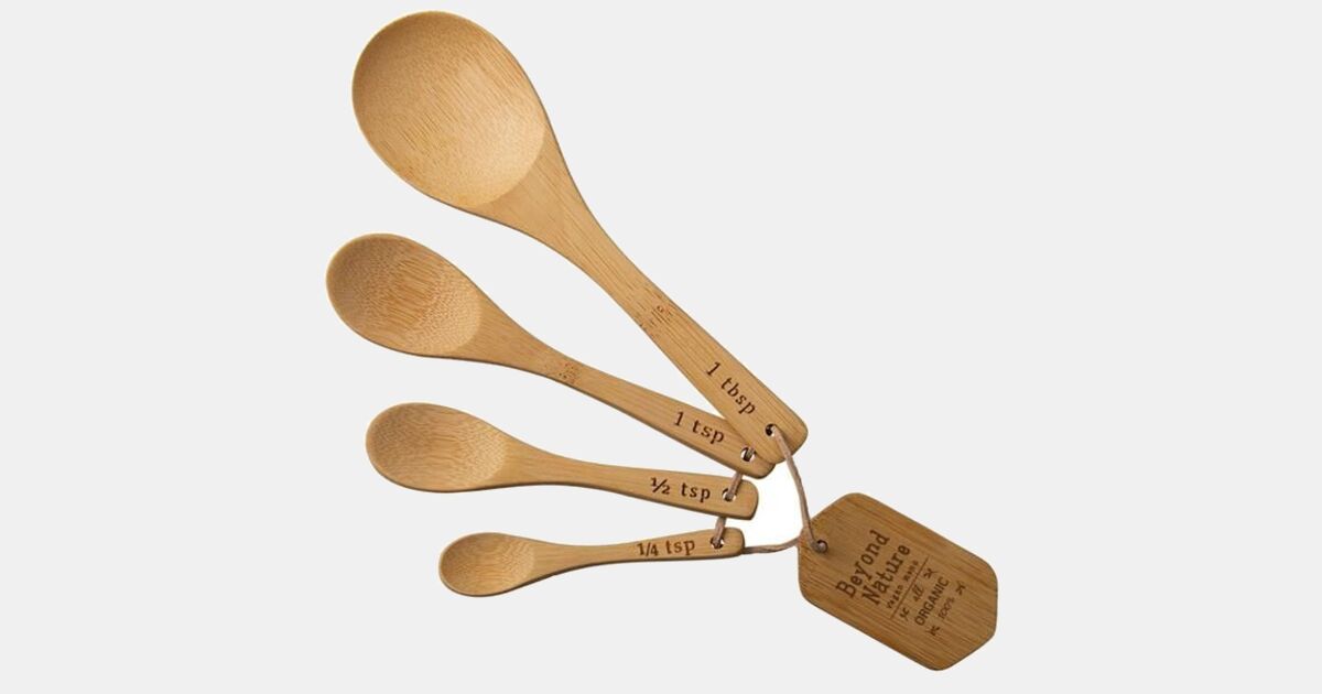 Custom Printed Wooden Measuring Spoons with your logo | MiniThrowBalls.com